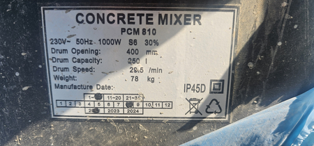 Mixer .Betonmishalka