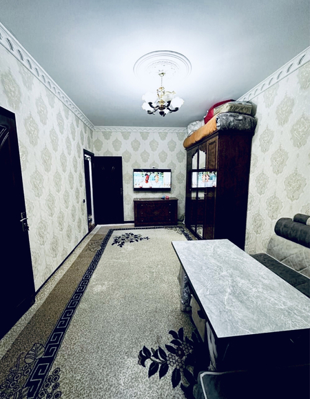 Продажа 3 ком кв. Массив Феруза.
