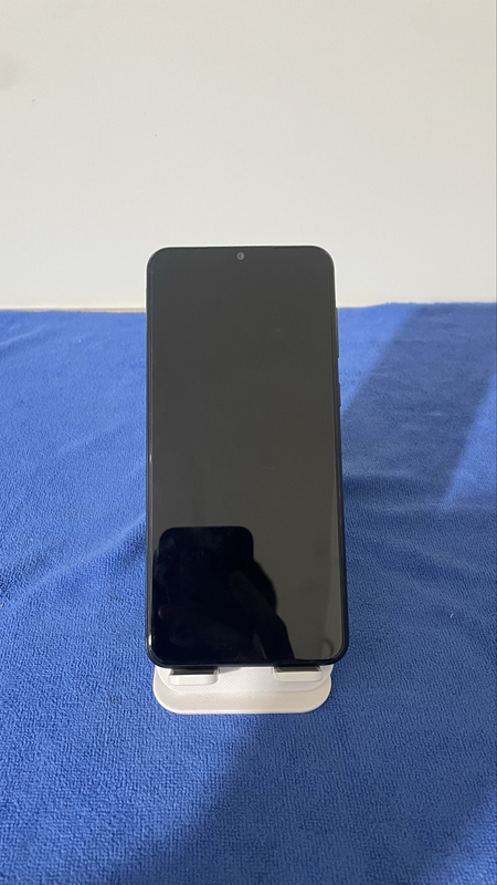 Samsung Galaxy A04 sotiladi