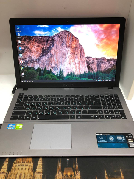 Notebook sotiladi Asus X550CC