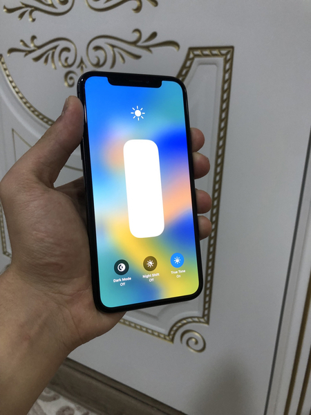 Iphone X ochilmagan ideal