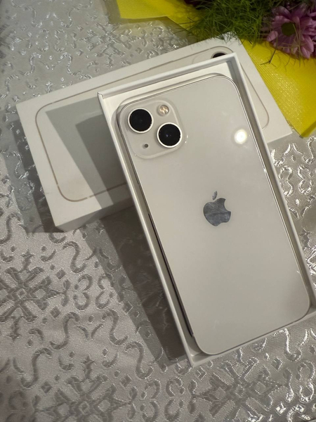 Iphone 13 в хорошем состоянии