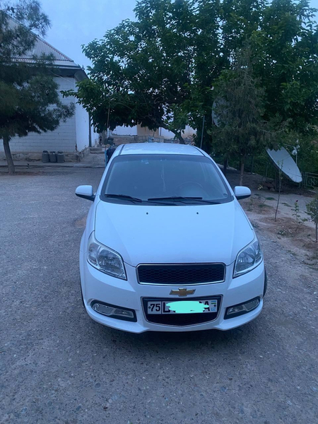 Shevralet nexia 3
