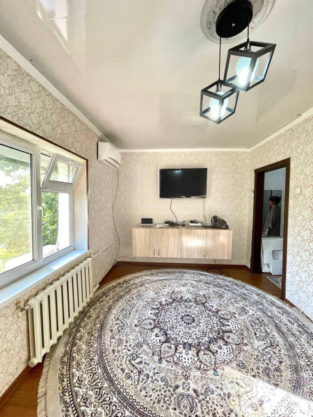 Продажа 1/4/4 Максим Горький 42м2 Балкон 2х6