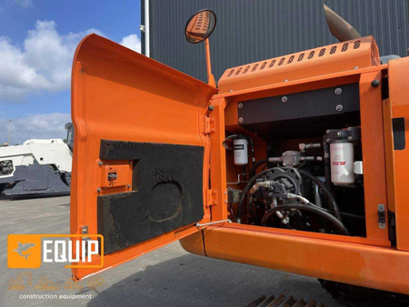Экскаватор Doosan DX225LC-3