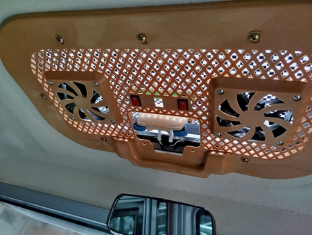 Elektro motorol kabinalik
