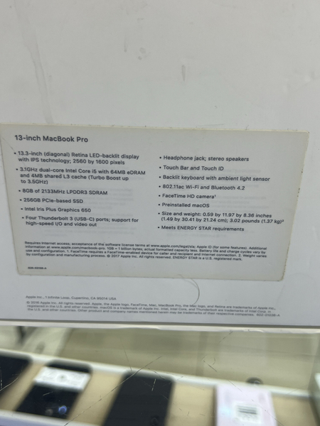 Apple MacBook Pro 2017 8/256GB