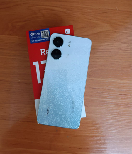 Продам Смартфон Xiaomi Redmi 13С 8+256GB Glacier White\\nСмартфон Xiaomi