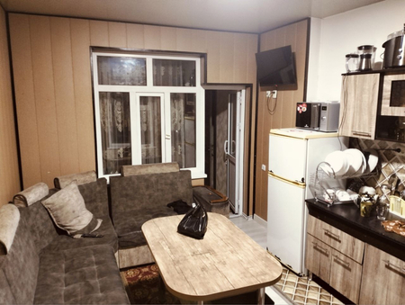 Продам квартиру 2в3/1/4 на Ферузе