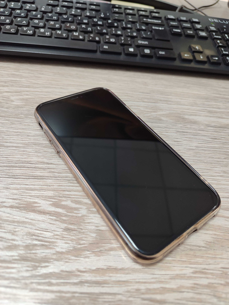 iPhone 11 Black 64 GB