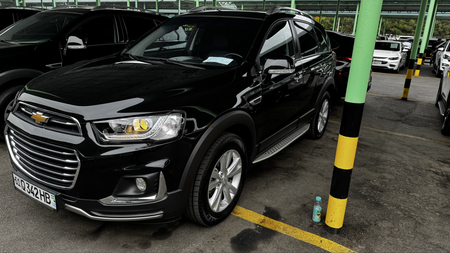 Captiva + 4 qilingan 2015 yil 56000 km holati zor ishi yoq