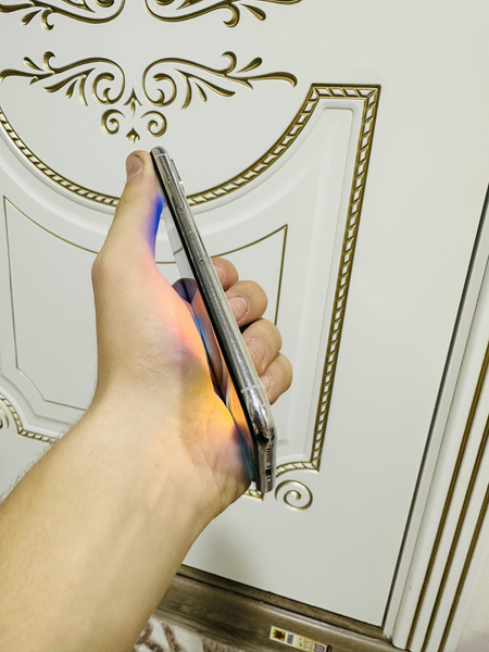 Iphone X ideal.