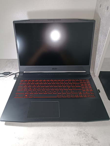 Ноутбук MSI KATANA GF66 11UG
