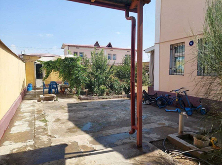 Аренда котедж 3 ком 4оток Фуд Сити базар.  Гулзор махалла