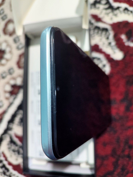 Telefon: Infinix hot 11 play 
Xotirasi: 4/64gb
Battery : 6000mAh
Holat