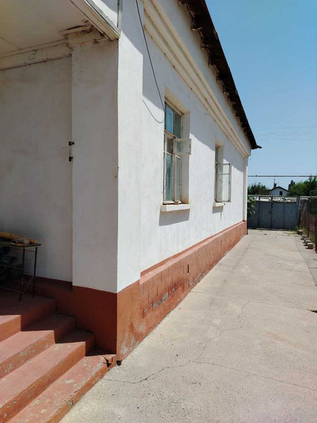 Продаётся дом площадью 160кв.м на земельном участке 8 соток