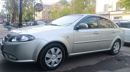 Lasetti 1.8 2009