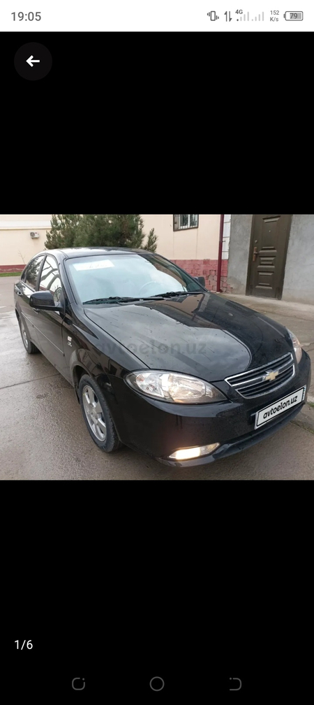 Moshina kelishilgan xolata sotiladi