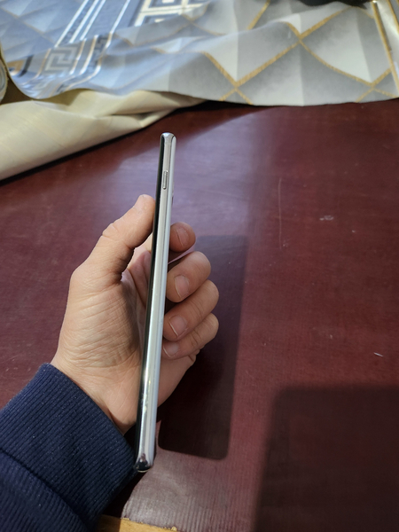 Samsung S10+ sotiladi