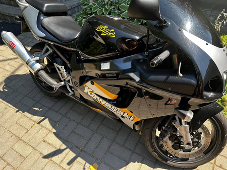 Kawasaki ninja zx7r