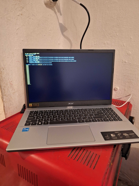 kompyuter Acer aspire