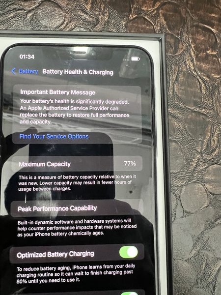 Продам IPhone 11 pro max 512 gb bat 77%