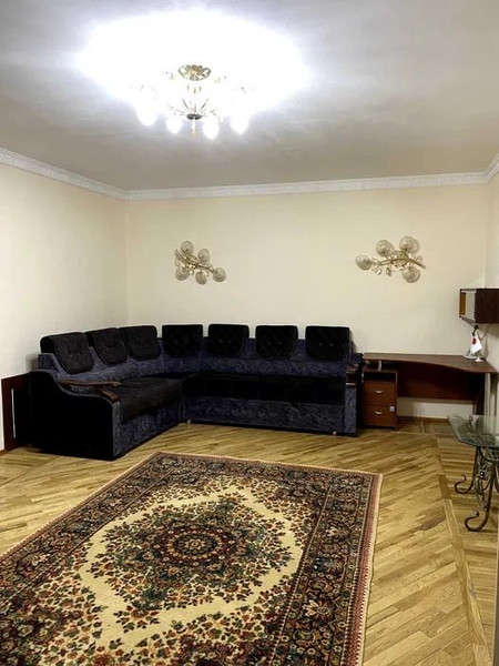 #6829 Сдвется в аренду квартира 2/1/5! Мирзо Улугбекский район