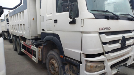 Самосвал HOWO ZZ3257N