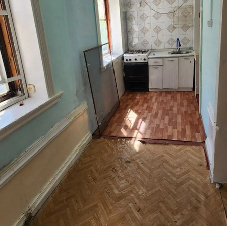 Продаётся 2х комнатная квартира на 2 этаже.\\nОр-р: 5мкрн Сомий.\\nЦена:34