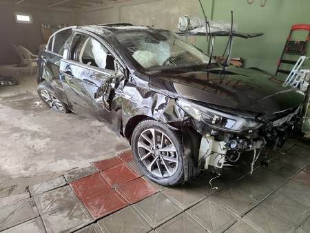 Avarinniy Chery 6 pro sotiladi