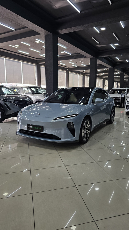 NIO     ET5 

> Elektromotor quvvati :  150 kw
> Yuqori tezligi : 185