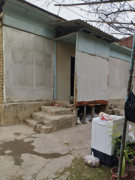 Uchastka sotiladi 4.3 sotih 3 xona