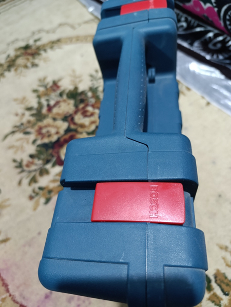 Перфоратор bosch GBH220 новый