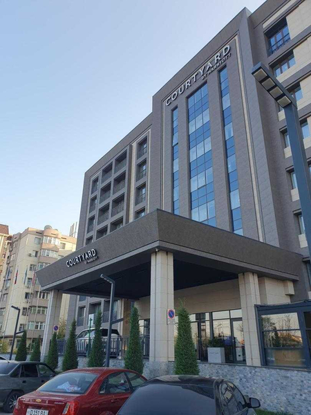 Продается 77 кв.м. офисное помещение на цокольном этаже с ремонтом