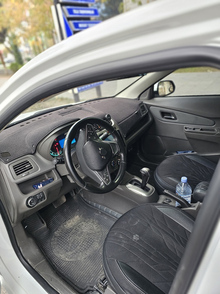 Cobalt 2023 4-Pozitsiya Probeg 30.000 km