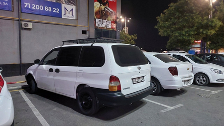 Kia Carnival Sotiladi
