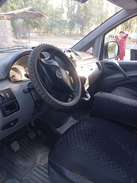 Mercedes vito 109