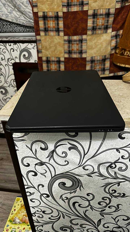 HP 255 15.6 G9 8/512 SSD Ryzen 7 5825U