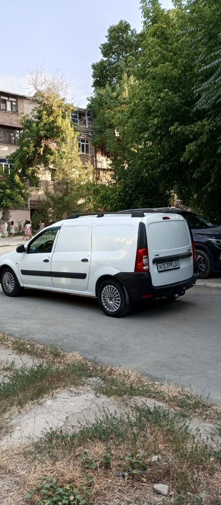 Lada LARGUS фургон