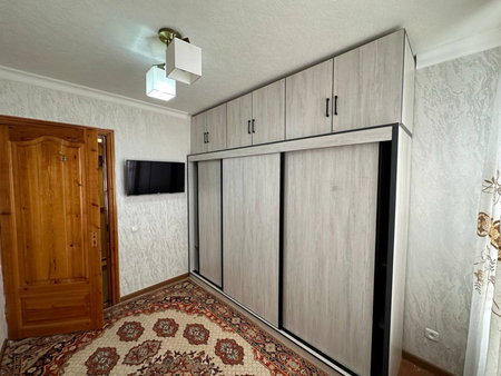 Продается 2х комнатная квартира на 2 этаже в районе Мархабо