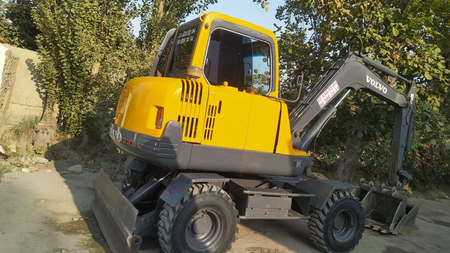 Mini ekskavator Volva