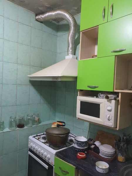 Срочно! Сотилади Алгоритм 3/1/4  гишт 77-серия