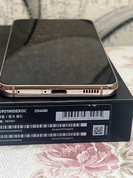 Samsung S22 256GB  karopka dakment