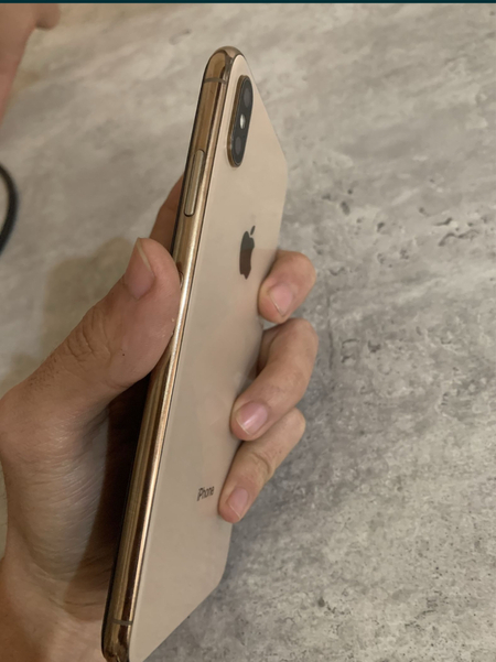 Iphone x s max holati zor