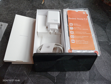 TELEFON REDMI NOTE 13 256 Gb chotki