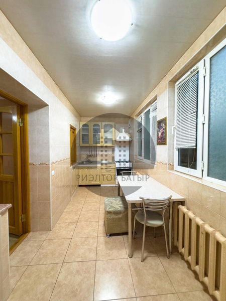 1/3/5 Буюк Ипак Йули 2х6 Балкон