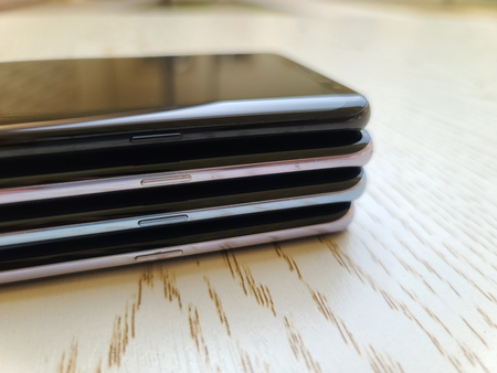 Samsung Galaxy S8 DUOS. Joyi 64 GB. OzU 4 GB Rangi holati har