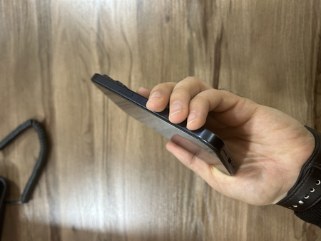 Iphone 15 pro 256 сотилади