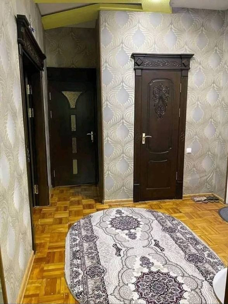 Сдаётся 3х комнатная 1этаж Бульвар