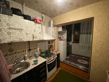 V4050 Чорсу масиф гулобод Ц26 3/4/4 70м2 Средний ремонт